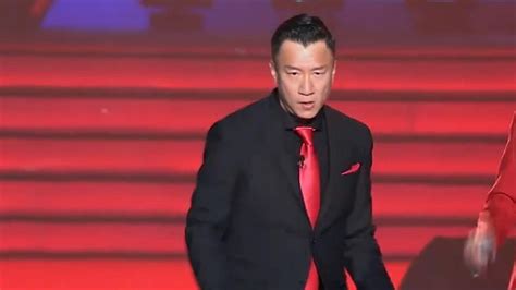 孙红雷上台秀霹雳舞，音乐一响顿时燃炸全场！男明星跳霹雳舞合集高清1080p在线观看平台腾讯视频