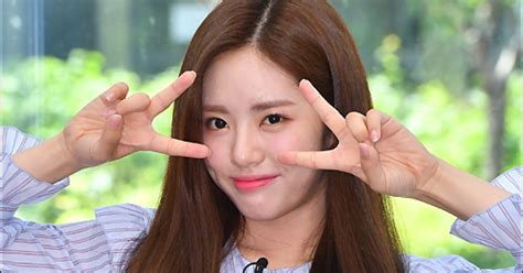 [md포토] 프로미스나인 박지원 상큼함 폭발