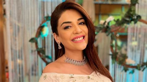 Tv Newsmakers Today Anjum Faikh Suffers Severe Panic Attack Donal