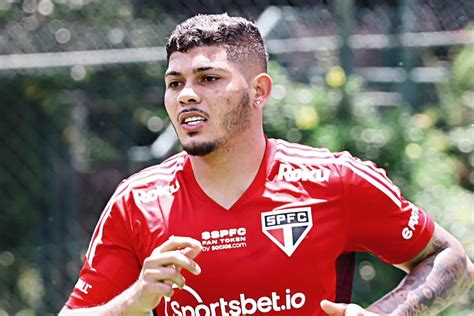 SPNet São Paulo não terá Erison na estreia do Brasileirão