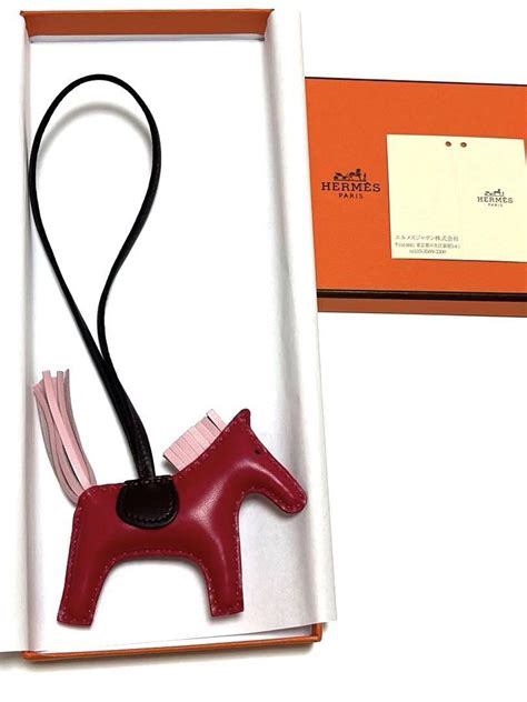 新品未使用 Hermes エルメス ロデオチャーム Pm フランボワーズ By メルカリ