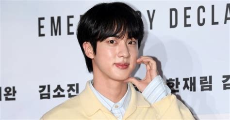 [전문] 방탄소년단 진 12월 13일 입대…팬들의 현장 방문 삼가 달라