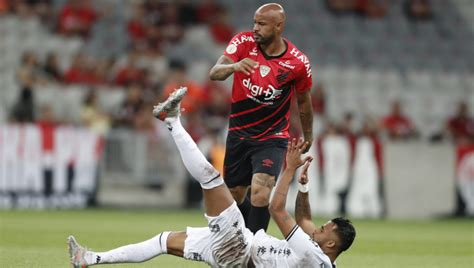 Cristian Toledo Athletico Dá A Thiago Heleno Maior Desafio Da Carreira