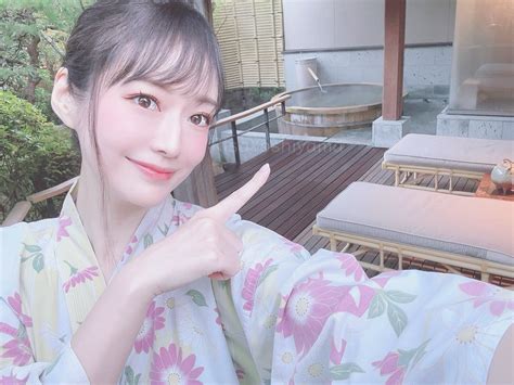 吉山りさrisa Yoshiyama ♨️ 行くぜ 東北🚄 東北新幹線のカラーが たまらなく好き😍💕 気温6度でも 寒いより 『空気が美味
