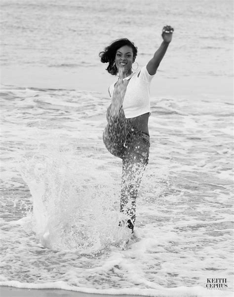 Virginia Beach Senior Portrait Photographer Sneak Preview Amirs