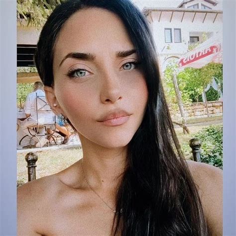 Десислава Иванова Desislavaivanova19 On Threads