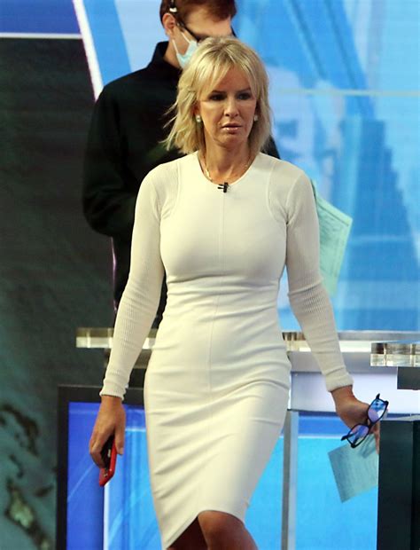 Dr Jennifer Ashton 5 Things To Know About The Gma3 Cohost Us Weekly