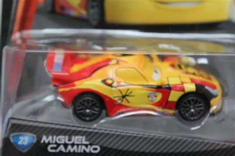 Disney Pixar Miguel Camino 23 Cars 2 Diecast V9051 Diecast Vhtf New S