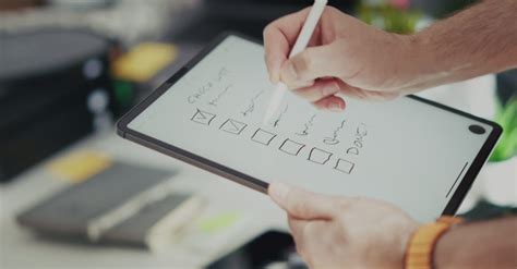 Digital Tablet Checklist Management In Action Free Stock Video Footage Royalty Free 4k And Hd