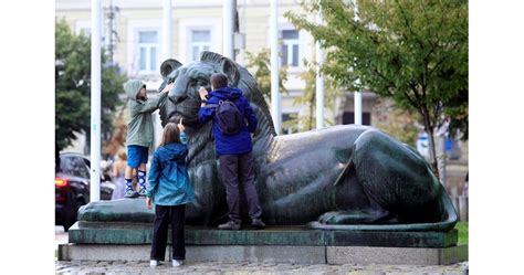 Гръмотевици за Великден слънчево и топло за 1 май