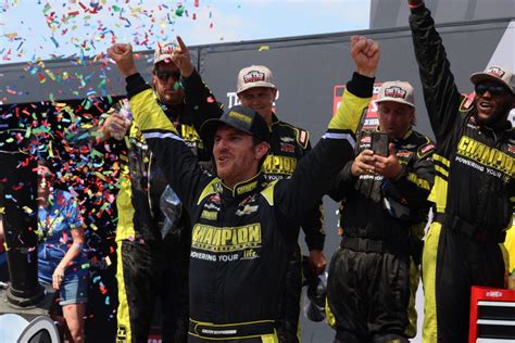 Majeski Smith Crash Late Enfinger Wins At Gateway The Podium Finish