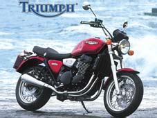 Triumph Legend TT 900 Descriptif millésimes et caractéristiques