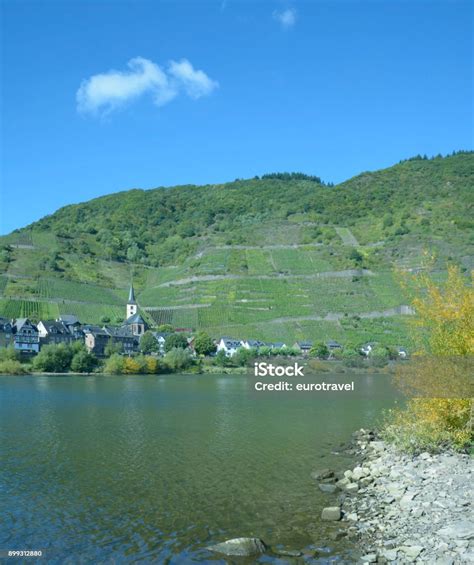 Bremm Mosel 골짜기 독일의 와인 마을 0명에 대한 스톡 사진 및 기타 이미지 0명 덩굴 독일 Istock