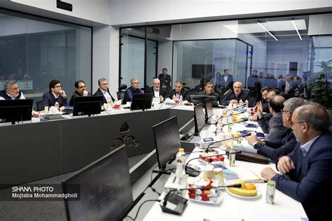 گردهمایی دولتمردان برای تأمین سوخت‌ زمستانی در وزارت نفت شانا