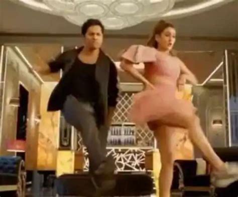 Husnn Hai Suhana Song कल न क दसर गन हसन ह सहन रलज वरण धवन सग रमटक