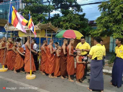 မဟာအောင်မြေမြို့နယ်၌ အများပြည်သူစုပေါင်း၍ သံဃာတော် ၂၅၀ ပါး ဘုံဆွမ