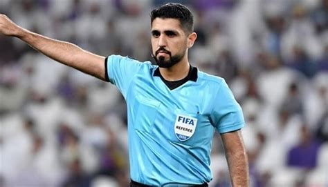 طاقم تحكيم إماراتي يدير مباراة العراق وإندونيسيا موقع 24