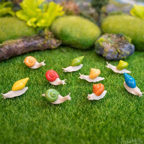 Itty Bitty Snails Archie Mcphee Outer Layer