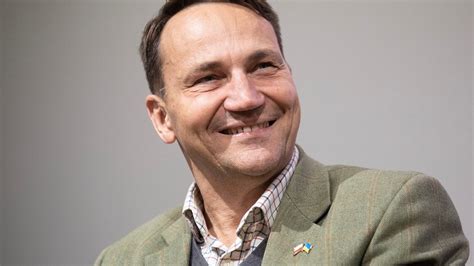 Radosław Sikorski rzadko mówi o synu Teraz wygadał się kim jest Większość nie ma pojęcia o