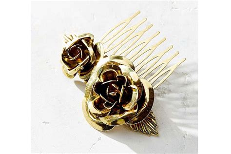 10 Grown Up Hair Pins And Barrettes You Need For Fall Site Name