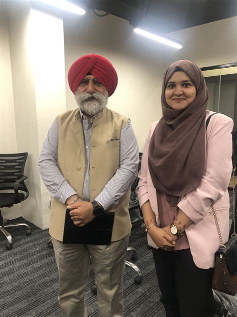 Fatima Zohra Hasan On Linkedin Meeting People Who Inspire You Is Surreal Recently I Attended