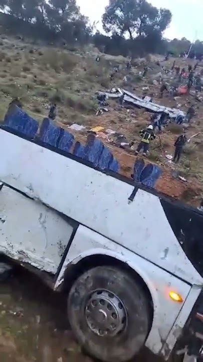 حادث باص طلاب جامعة التكنولوجيا طريق جرش اليوم لاحول ولاقوة الا بالله