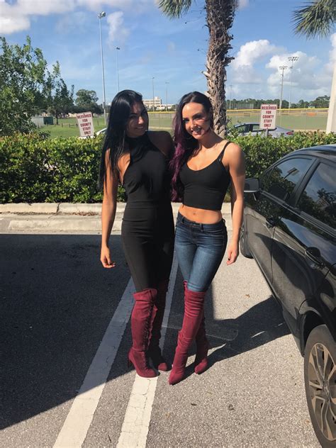 Peyton Royce Bella Twins Professional Wrestler Billie Nikki Kay