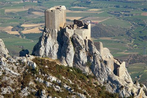 Le château de Quéribus Chateaux cathares Pays cathare Château