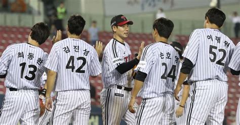 물러 설 수 없는 ‘잠실 라이벌 Lg 두산 후반기 첫 만남