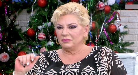 Δήμητρα Λιάνη Παπανδρέου Συγκατοικούμε για να μπορούμε να τα βγάλουμε