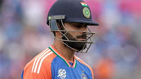 अर्जुन राणातुंगा का बयान विराट कोहली को अपने क्रिकेट भविष्य का फैसला खुद लेना चाहिए सुर्खियों