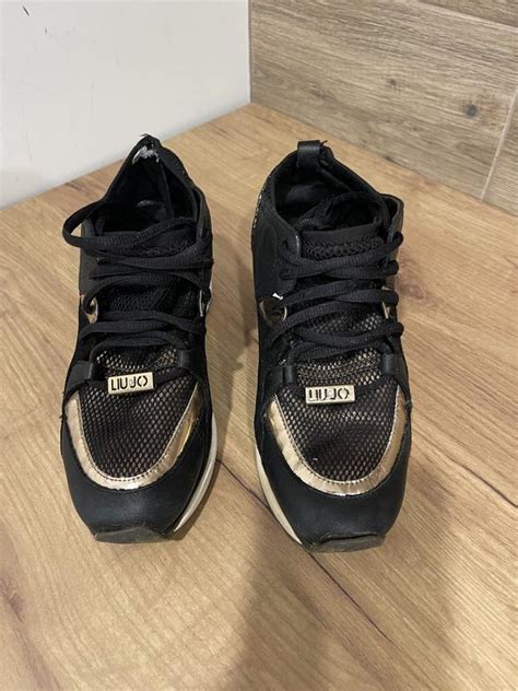 Кожаные кроссовки бренд оригинал — ціна 150 грн у каталозі Кросівки Купити жіночі речі за