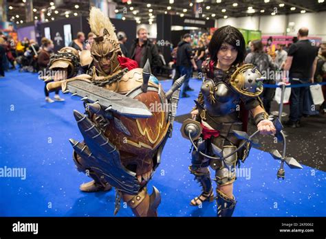 World Of Warcraft Cosplay World Of Warcraft Cosplay By Style85 On