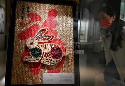 河北邯郸：《大展宏“兔”——癸卯（兔年）新春生肖文物图片联展》开展 人民图片网