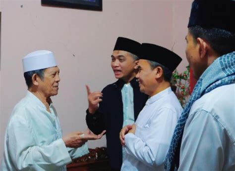 KH Aa Maulana Didatangi Calon Bupati Didik Agus T Ini Petuah Yang