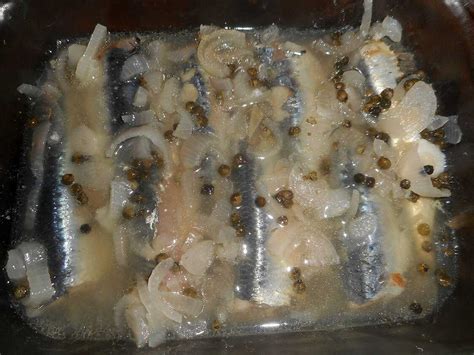 Recette de Sardines au vin blanc échalotes poivre vert