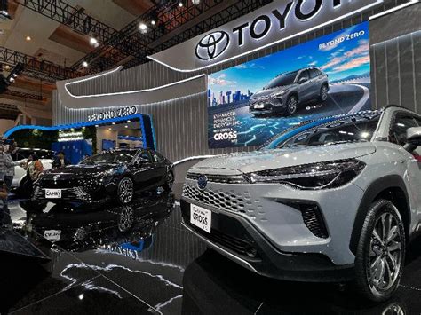 2728 Mobil Toyota Dipesan Di Iims 2025 Innova Zenix Hybrid Terlaris