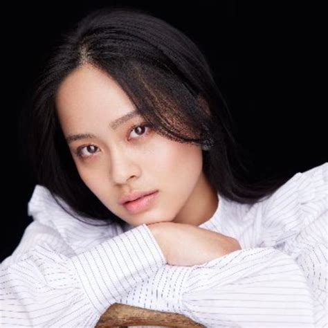 8 Hot Sexy Miisha Shimizu Bikini Pics