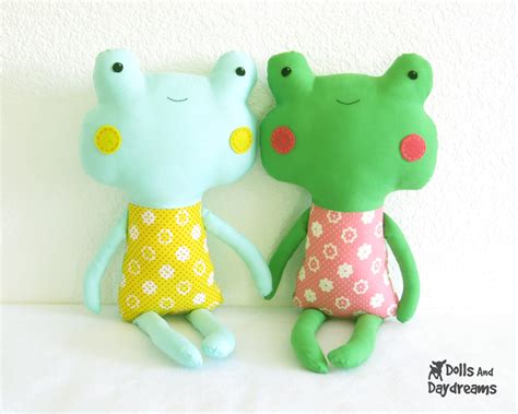Dolls And Daydreams Doll And Softie Pdf Sewing Patterns Frog Toad