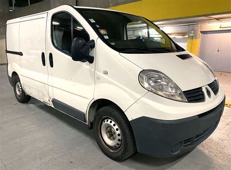 Camionnette Renault Trafic Ii Phase 2 Fourgon 20 Dci Injection 2009
