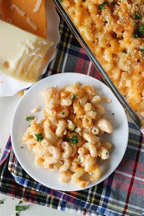 Easy Baked Macaroni And Cheese