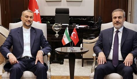 تركيا تدعو للمزيد من تطوير العلاقات مع ايران