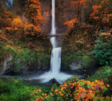 Multnomah Falls And Benson Bridge In Oregon Multnomah Falls