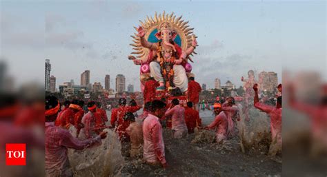 Ganesh Festival Maharashtra Ganesh Festival Concludes 11 Drown