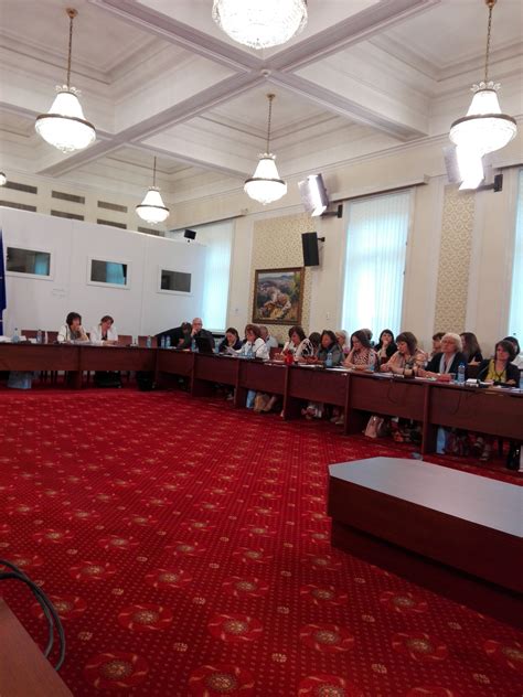 Първият ден на Xi Годишна конференция на АБУЧ