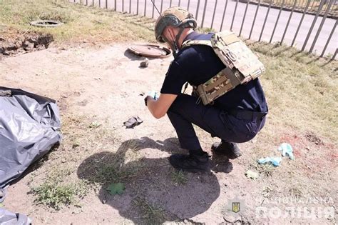 Ударом рф по Дніпру пошкоджено торговий центр і лікарню поліція показала фото і відео Читайте