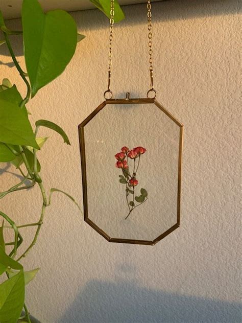 Pressed Flowers In 4x6 Gold Octagon Frame Etsy Uk