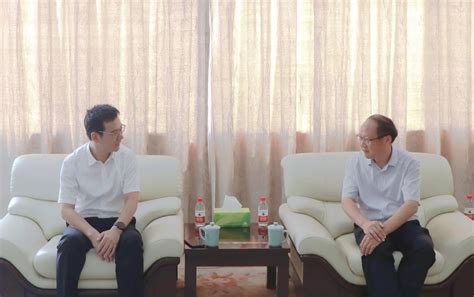 滨江区委书记章登峰一行教师节前来校走访慰问 新闻网