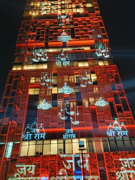 Mukesh Ambani House Antilia Illuminated With Lord Rama Name राम नाम और