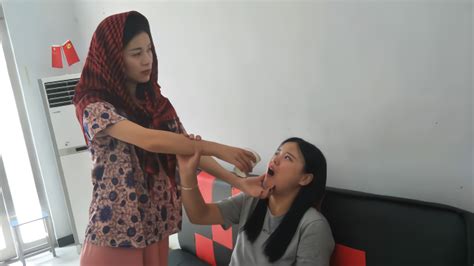 儿媳怀个女孩，婆婆重男轻女端来一碗汤，儿媳喝下后丈夫怒了凤凰网视频凤凰网